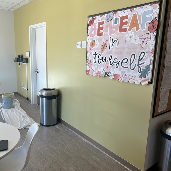 Fall Classroom Bulletin Board Decor: Leaf Theme (PDF) - Etsy