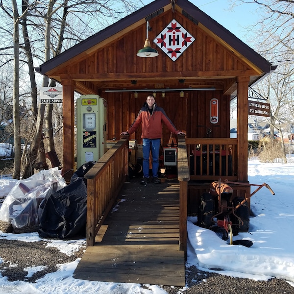 4'x4' IH Barn Quilt - Etsy