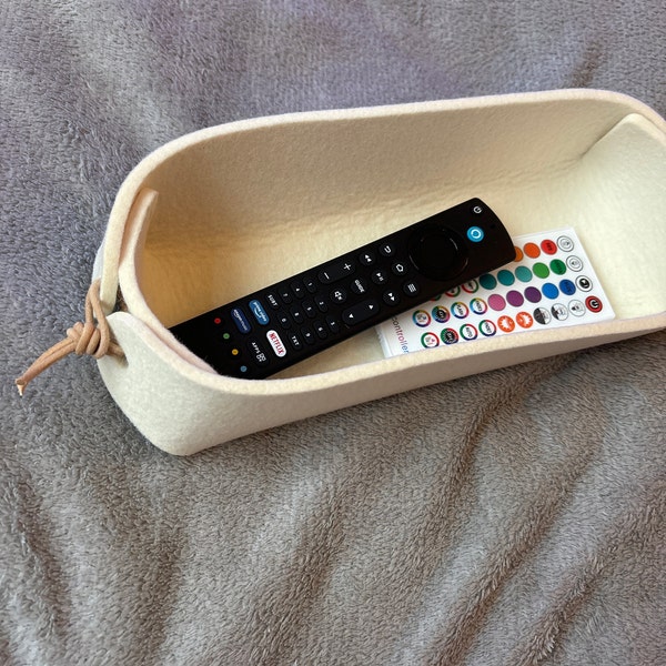 Felt Catch All – Small Organizer for Vanity or Desk - Etsy
