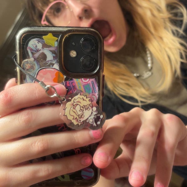 Alien Stage Phone Charms - Etsy