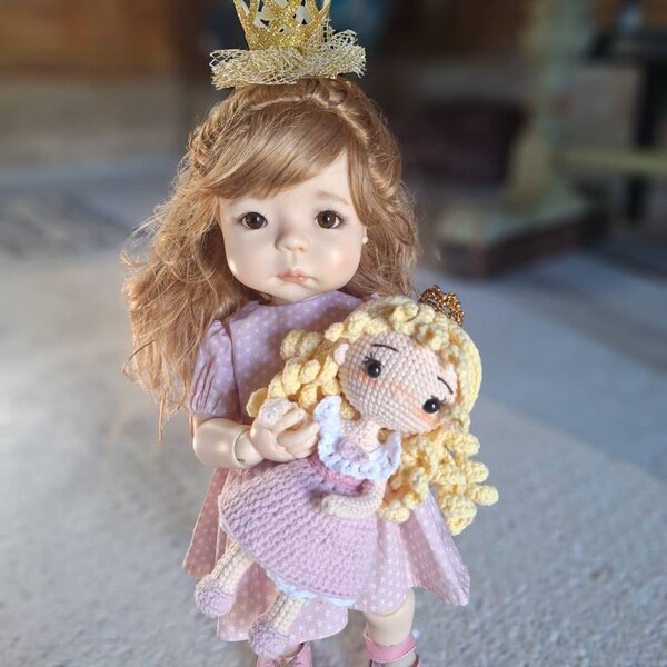 Crochet Princess Doll, Princess Keychain, Amigurumi Princess Keychain ...