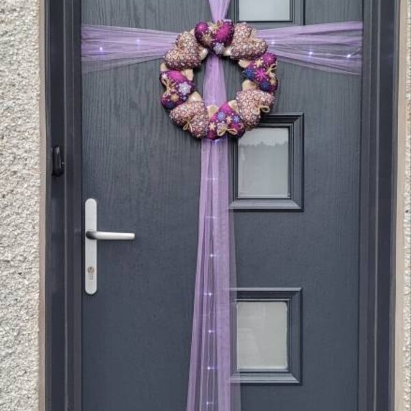 Spring Wreath, Daffodil Wreath, Floral Wreath, Wall Decoration, Heart ...