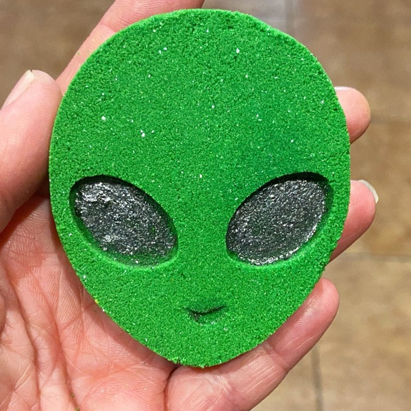 Alien Head Plastic Mold or Silicone Mold, Bath Bomb Mold, Soap Mold ...