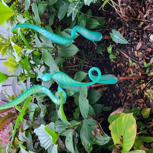 Hand Blown Glass Garden Leaf Art Handmade Teal Glass Leaf. - Etsy