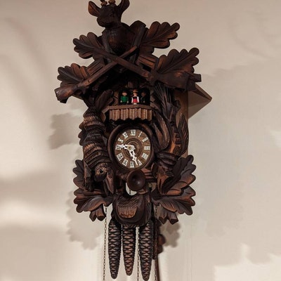 Shield Clock Working Vintage, Black Forest German Made. Very Cute Clock ...