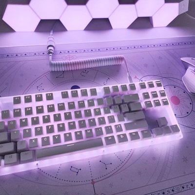 Custom Coiled Keyboard USB Cable With Aviator Connector GMK Dracula - Etsy