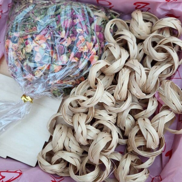 Bamboo Chain Chew Toy for Bunnies | Natural Boredom Breaker for Rabbits ...