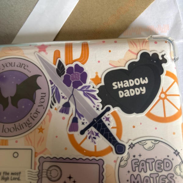 Fireheart Matchbox Throne of Glass Kindle Sticker, TOG Sticker ...