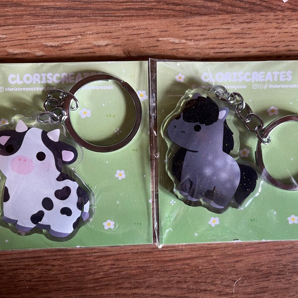 Dairy Cow Farm Animal Keychain | Cartoon Chibi Art Glitter Acrylic ...