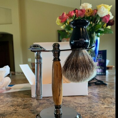 Handmade Shaving Stand Walnut Safety Razor Stand and - Etsy