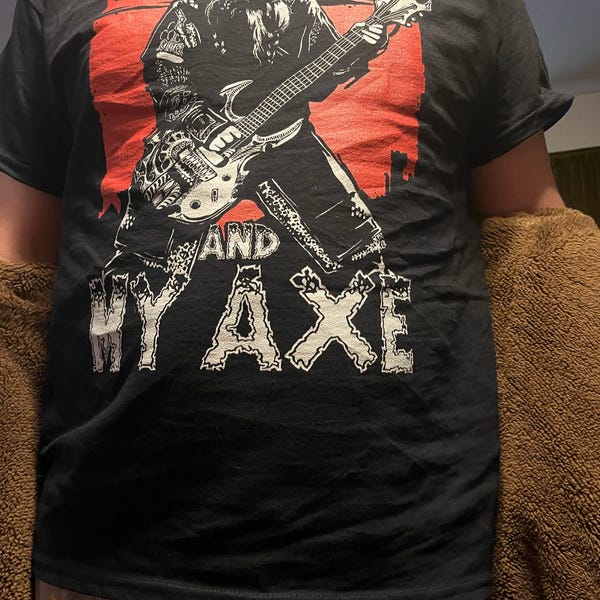 Gimli and My Axe Lord of the Rings T-shirt - Etsy