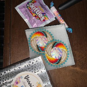 Handmade Beaded Popsocket Earrings and ID Badge - Etsy