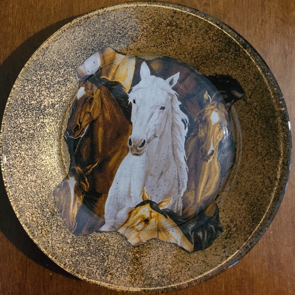 Tin Can Pocket Posey, Crushed Tin Can Decor, Primitive Tin Wall Pocket ...