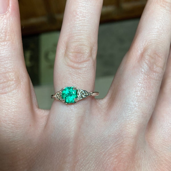 Green Celtic Ring Emerald Ring May Birthstone St. Patrick's Day Ring ...