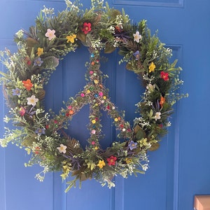 18 Wildflower and Greenery Peace Sign - Etsy