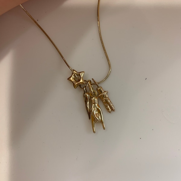 3D Sign of the Horns Mano Cornuto Charm Pendant | 10k Yellow Gold Good ...