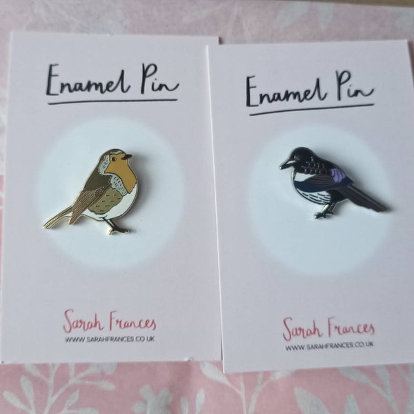 Robin Enamel Pin - Gold Robin Pin - Robin Lapel Pin - British Nature ...