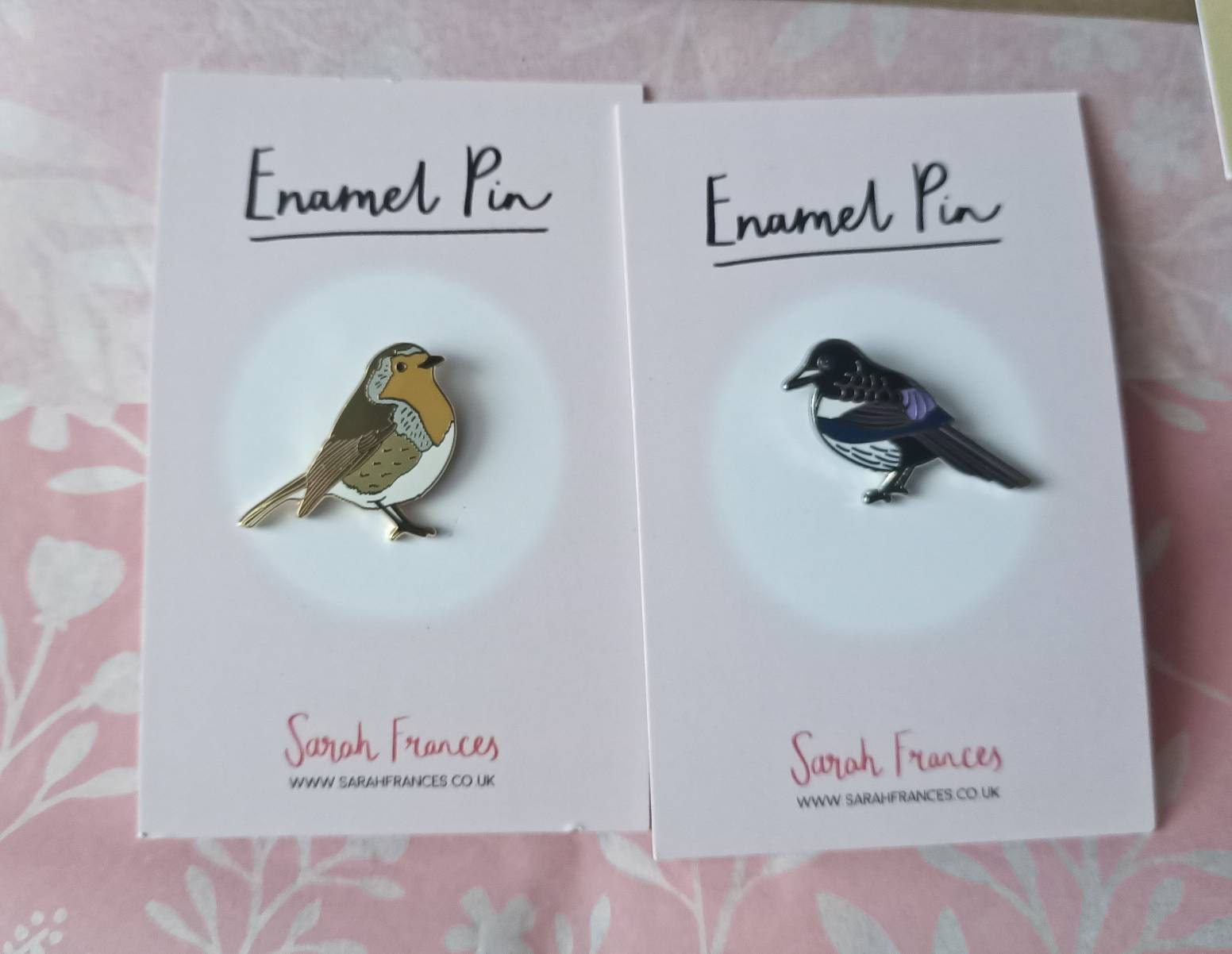 Robin Enamel Pin Gold Robin Pin Robin Lapel Pin British | Etsy