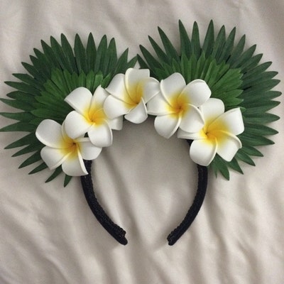 Hawaiian Flower in Ear Mouse Ears - Etsy