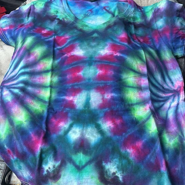 Colorful Geodes Tie Dye T Shirt - Handmade & Customizable - Unique ...