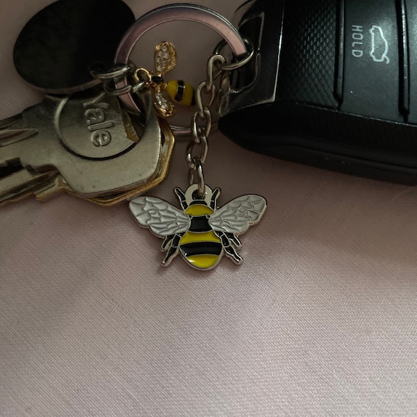 Metal Bee Keyring - Etsy