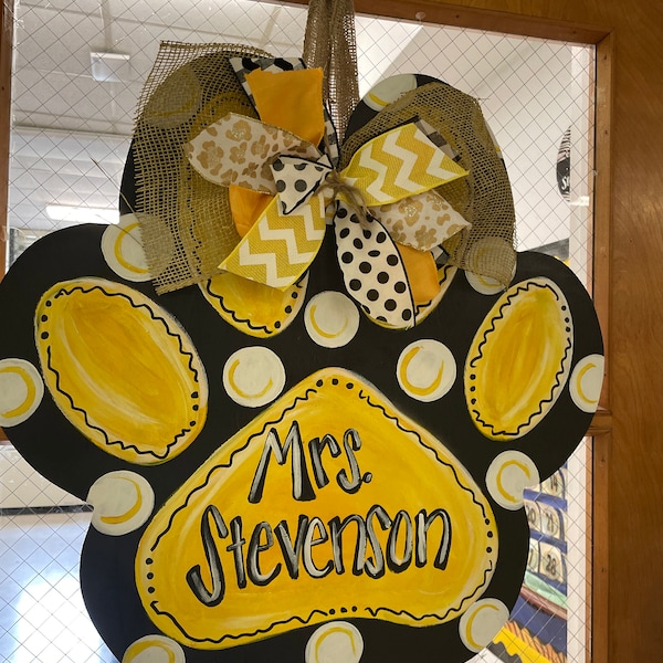 Paw Print Door Hanger - Etsy