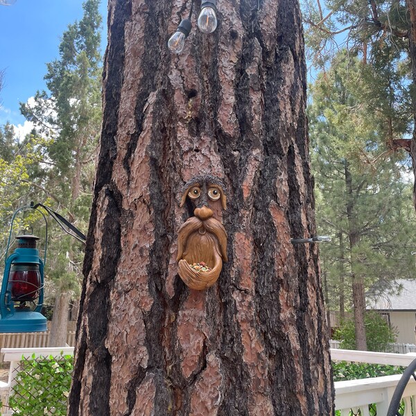 Tree Faces Garden Decor tree Hugger Bird Feeder Yard Art Gift for Dad ...