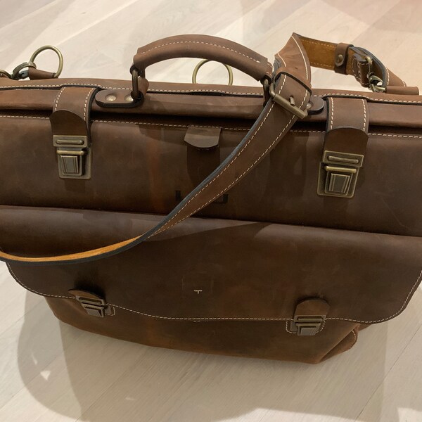 Handcrafted Leather Bar Tool Bag for Bartenders & Baristas, Stylish ...