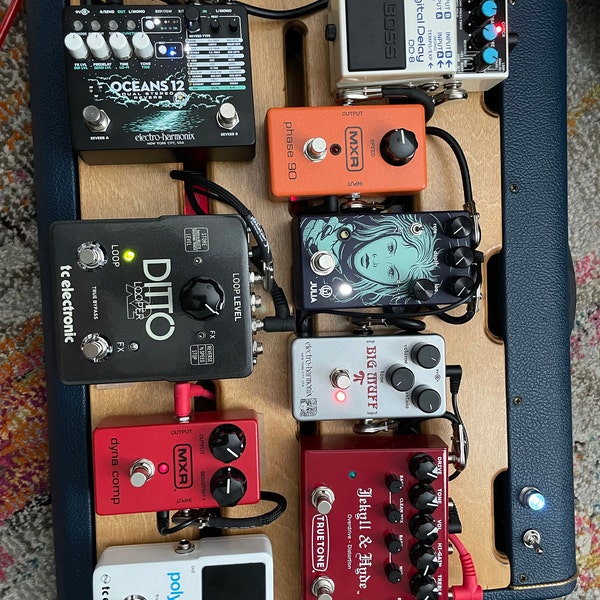 Handmade Guitar Pedalboard. Custom Platform for Guitar, Bass, or ...