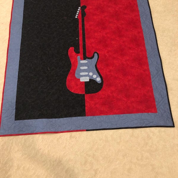 Digital Guitar Applique Quilt Pattern, "beautifully Acoustic" (67" X 57 ...