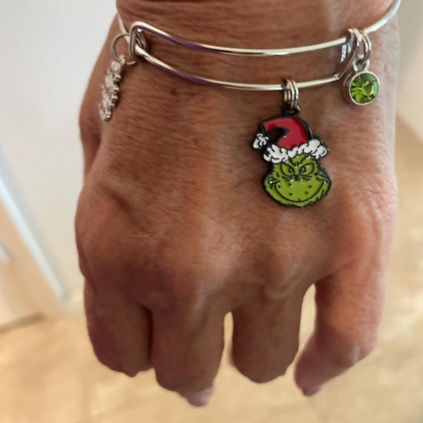 Grinch Beaded Friendship Bracelet - Etsy