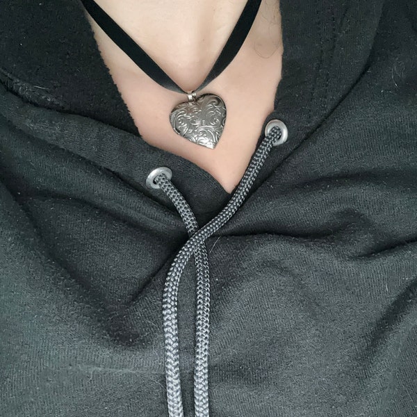 Ribbon Heart Pendant Necklace! | Ribbon Choker Necklace | Silver Heart ...