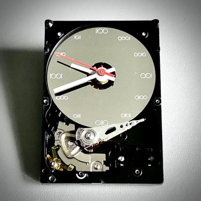Desk Clock Recycled Computer Hard Drive Clock, HDD Clock, Gift for Dad ...