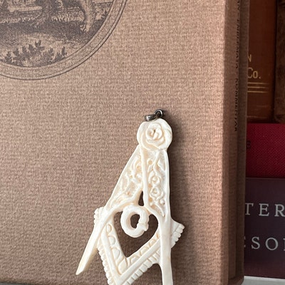 Cthulhu Octopus Kraken and Skull Head Handle Walking Stick Cane From ...