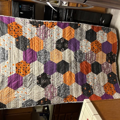 Fleur Noire the Plaid Plus Quilt Kit, Pattern by Allie Perry of Taren ...