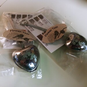 Rwanda Rukeri Estate Black Loose Leaf Tea in Forever Reusable | Etsy