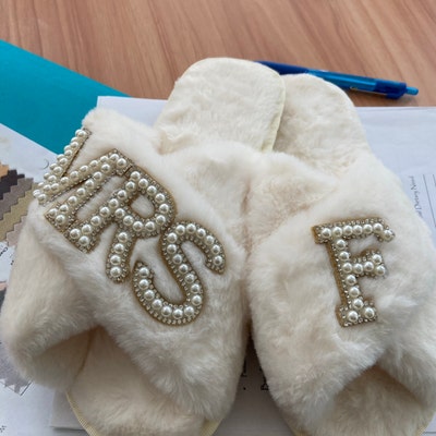 Bride Gift Pearls Slippers Rhinestone Fluffy Slippers Bridal Shower ...