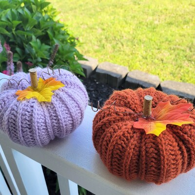 Pattern: Little Rustic Pumpkin Crochet Pattern PDF rustic Pumpkin Pattern by Yarn Chai Fall ...