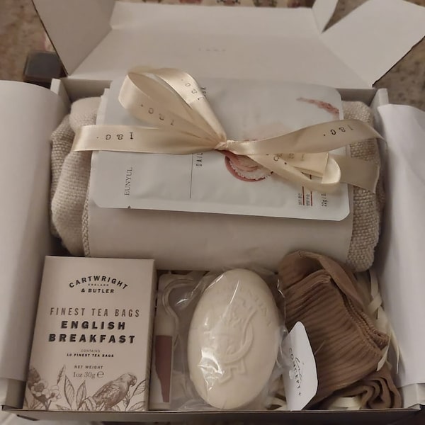 Cozy Hygge Gift Box, Hygge Gift, Housewarming Giftset, Self Care ...