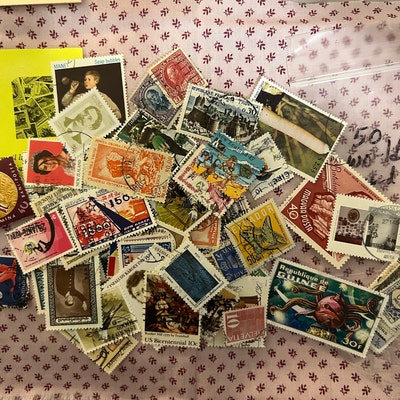 15 SEA SHELLS Ocean Worldwide Postage Stamps Paper Crafting Collecting ...