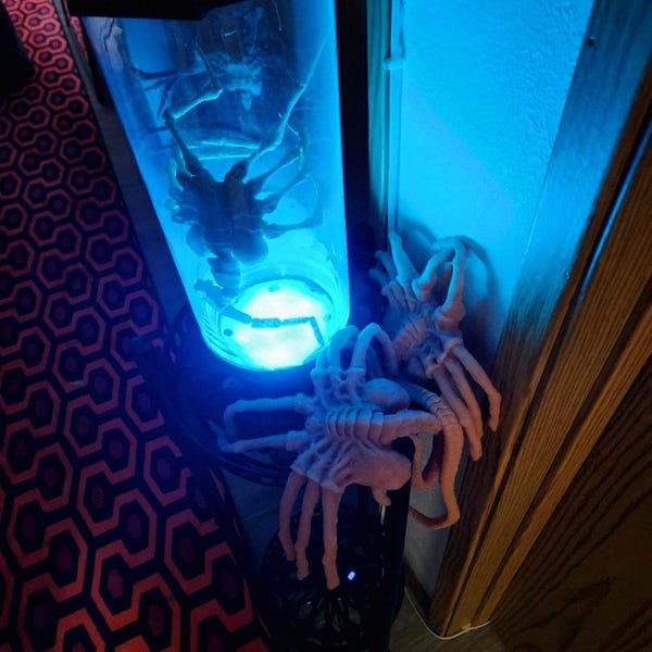 Large Alien Stasis Container Specimen Face Hugger Embryo Jar Movie Prop ...