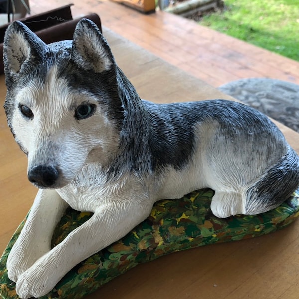 Siberian Husky Concrete Statue Grave Marker Garden Decor Husky Memorial ...