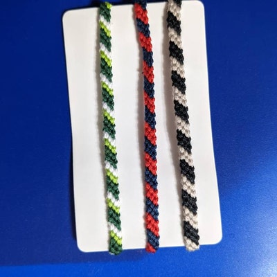 Tiny Heart Friendship Bracelet - Etsy