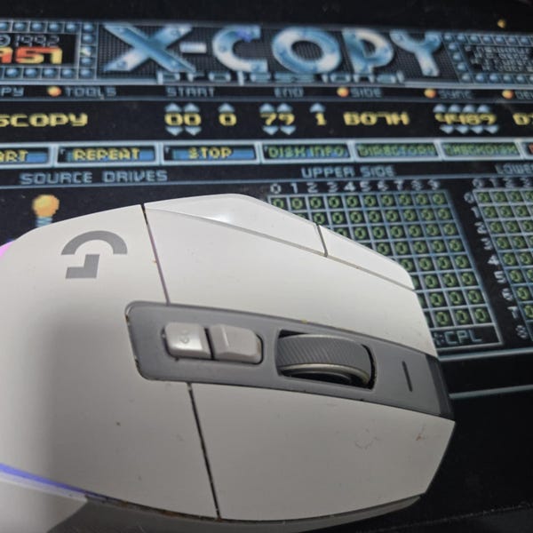 Vintage-inspired Mouse Pad Featuring the Iconic Zenith Radio Logo ...