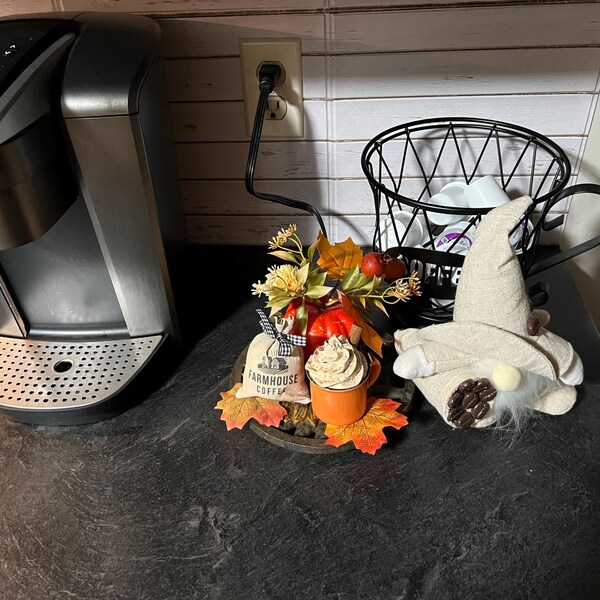 Christmas Holiday Tier Tray Decor~ Mini Mugs~ Cocoa~chocolate Chip ...