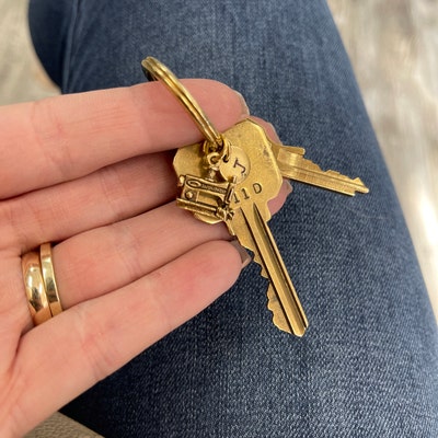 Truck Keychain SMALL Semi-truck Keyring Trucker Gift Travel - Etsy