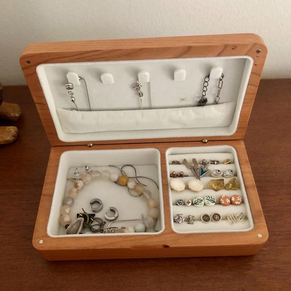 Personalized Wooden Jewelry Box, Customized Retro Jewelry Box ...