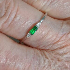 Minimalist Emerald Promise Ring, Small Silver Emerald Ring, Delicate ...