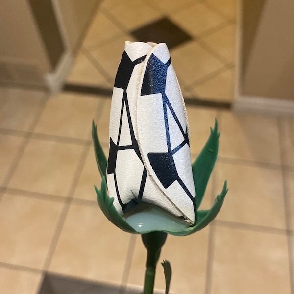Soccer Rose Bouquet – Sports Novelty Gift - Etsy