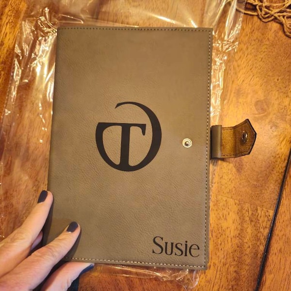 Custom Engraved Leather 3 Ring Binder Portfolio, Personalized Letter ...